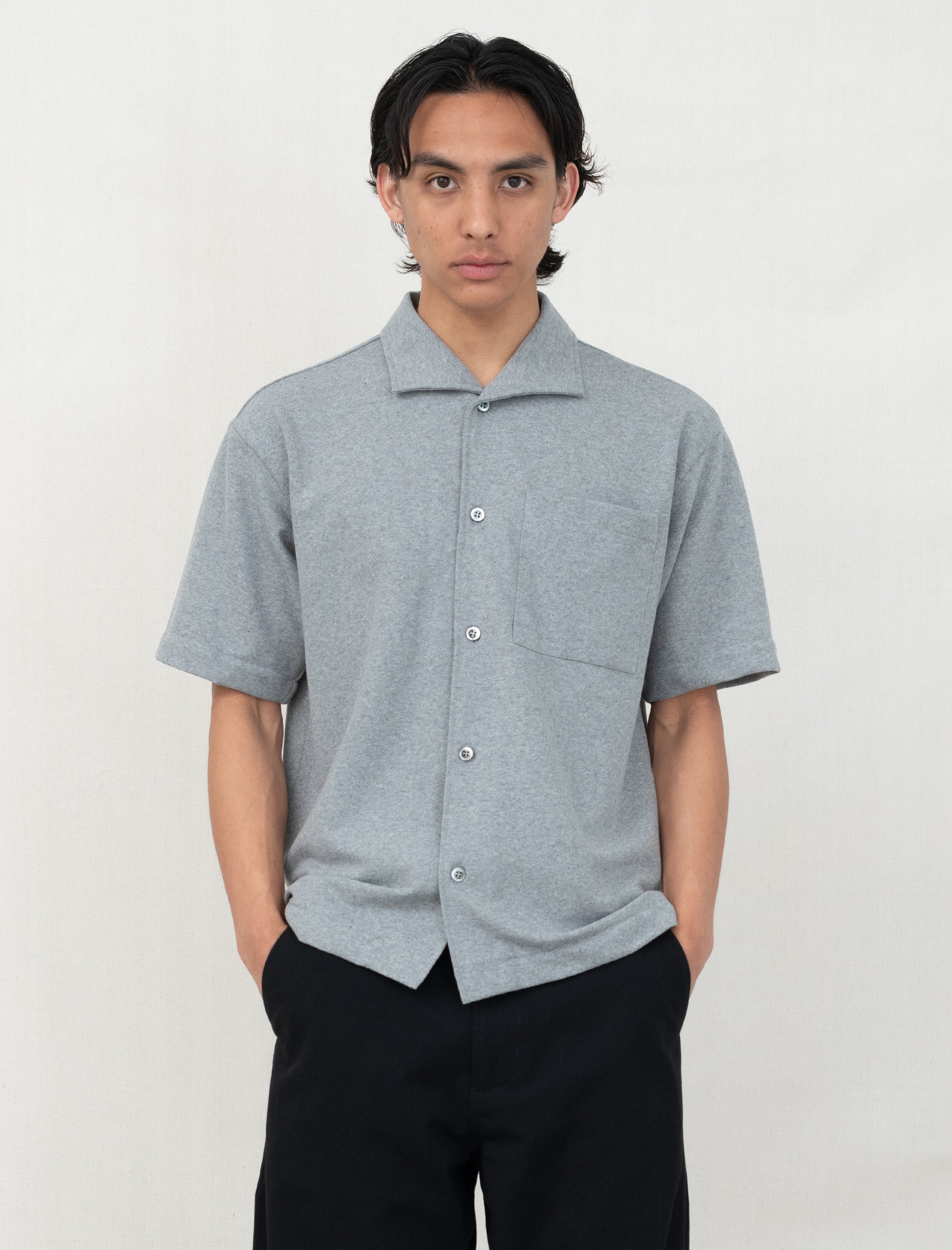 Arpenteur Coral Shirt (Grey) – Bows and Arrows