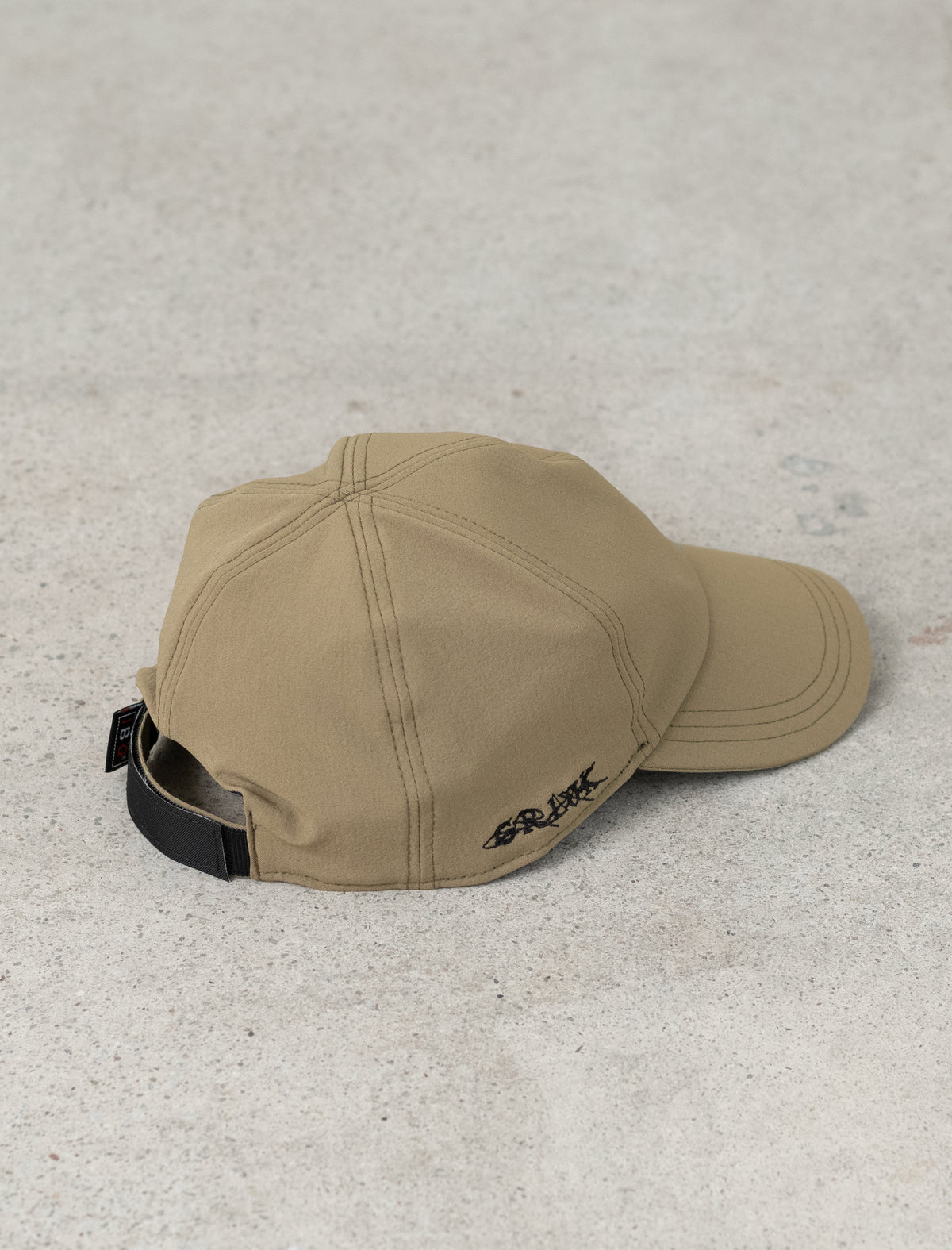 Accessories – Bows and Arrows